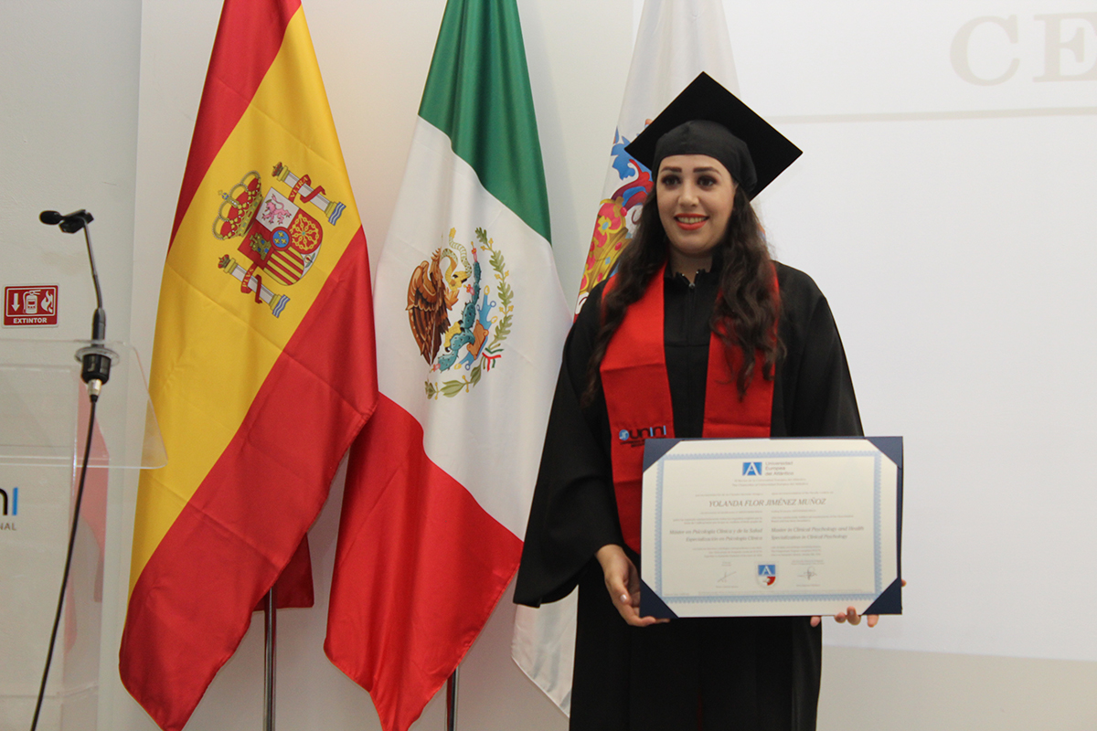 UNINI México y UNEATLANTICO realizan ceremonia de graduación en Campeche